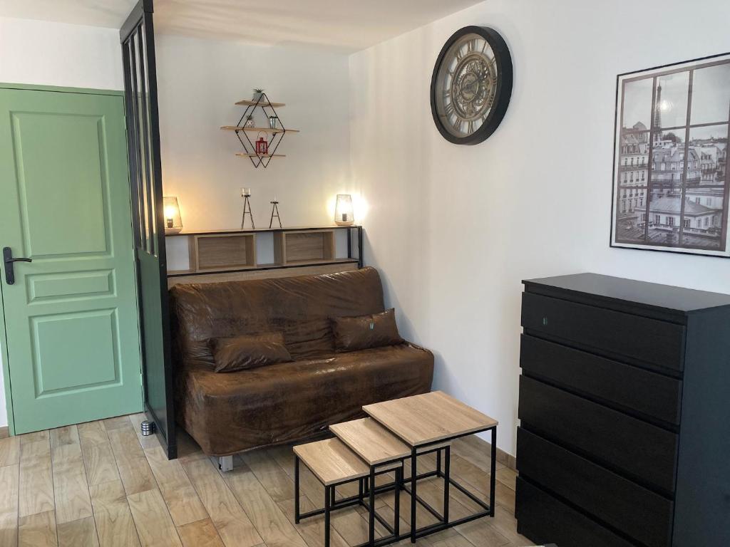 Le COCON STUDIEUX - Studio tout équipé- Quartier Lahitolle, Bourges (updated prices 2025)