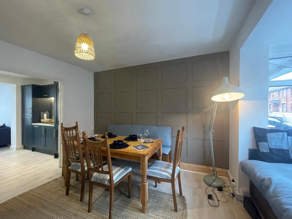 Edge Cottage- newly renovated, Belfast (updated prices 2025)