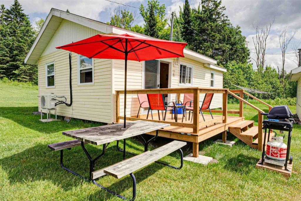 Lake Cecebe Retreat #6- Maijac Resort & Marina, Burks Falls (updated ...