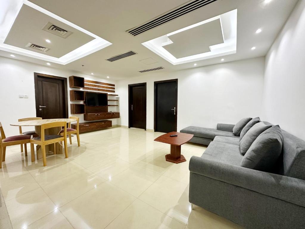 Zenith Smart Vacation Homes Rental - ZENITH TOWER A1, Dubai (updated ...