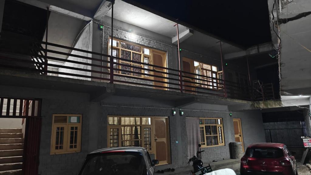 Stay Inn Handwara, Chak Petha Shātgund (updated prices 2025)