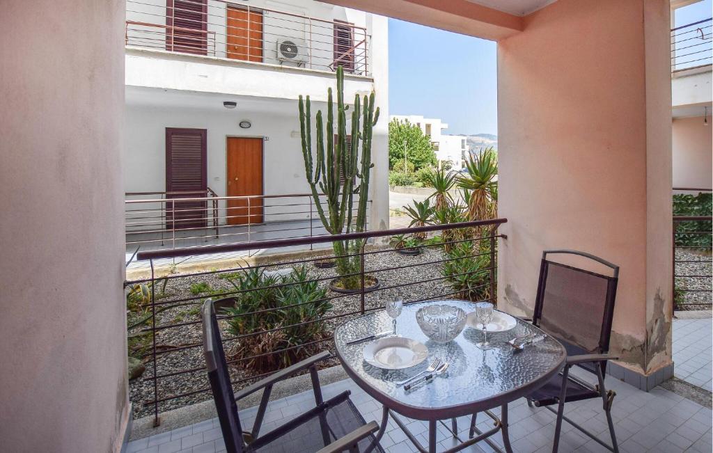 1 Bedroom Gorgeous Apartment In Isca Marina, Badolato (updated prices 2024)