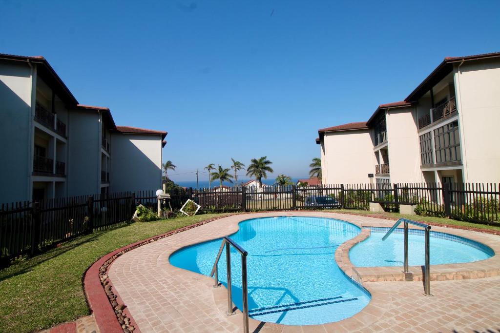 Topanga 33, Uvongo Beach (updated prices 2025)