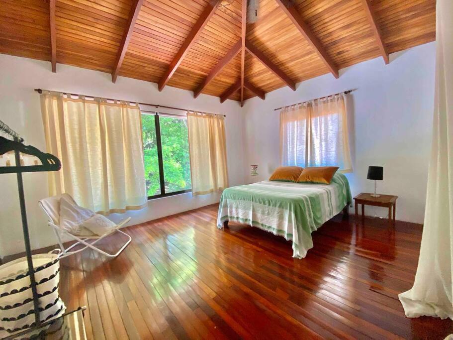 Lofty, fully equipped apartment in the heart of Montezuma, Puntarenas (aktualisierte Preise für ...