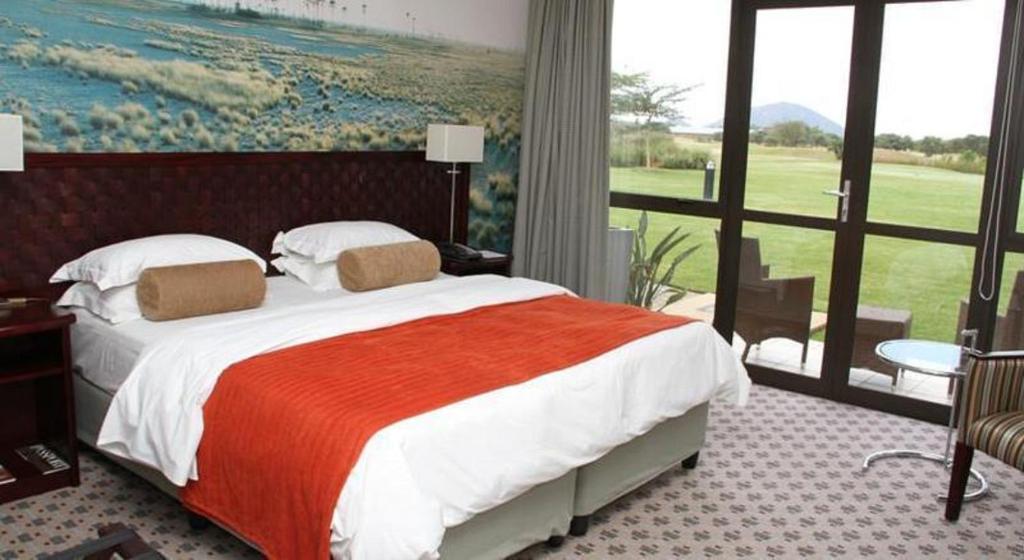 Phakalane Golf Estate Hotel & Convention Centre, Gaborone (updated ...