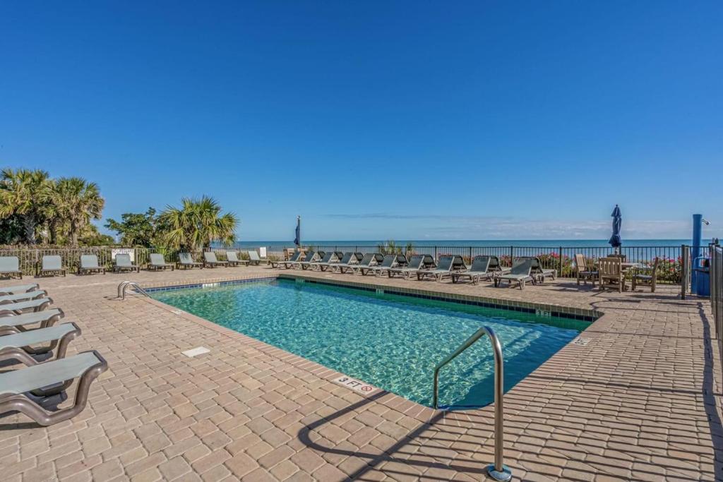 Bluewater Resort Oceanfront Unit 203, Myrtle Beach (updated prices 2025)