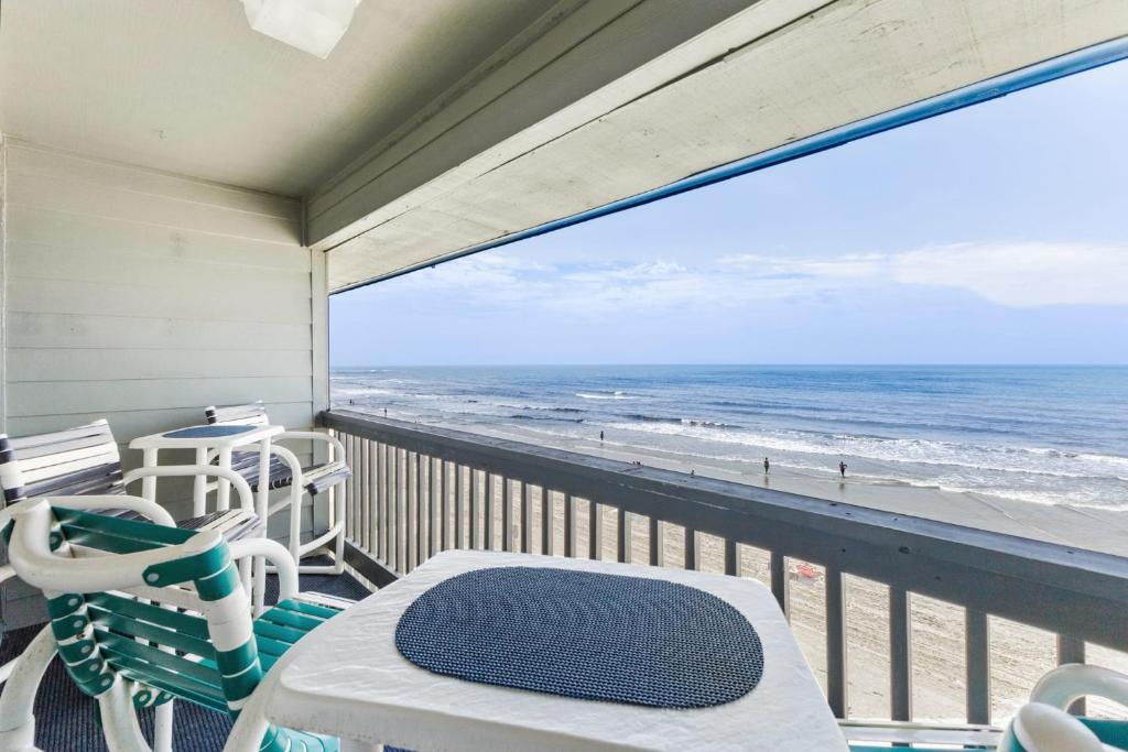Sea Cabin Oceanfront Unit 320, Myrtle Beach (updated prices 2025)