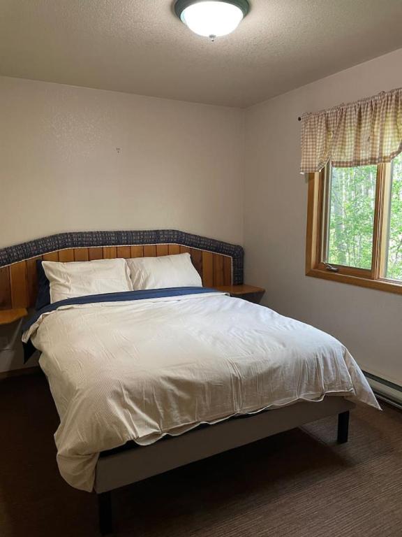 Crowsnest River Chalet - Trout, Blairmore (aktualisierte Preise für 2024)