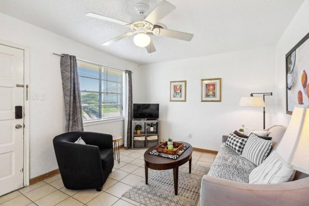 NOLA-steps to Ochsner hospital, Jefferson (updated prices 2026)
