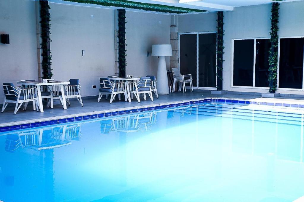 Summerset Continental Hotel Maitama by T E L E Hospitality, Abuja ...