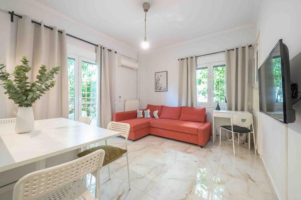 Home In The Alimos Marina, Athens (updated prices 2026)