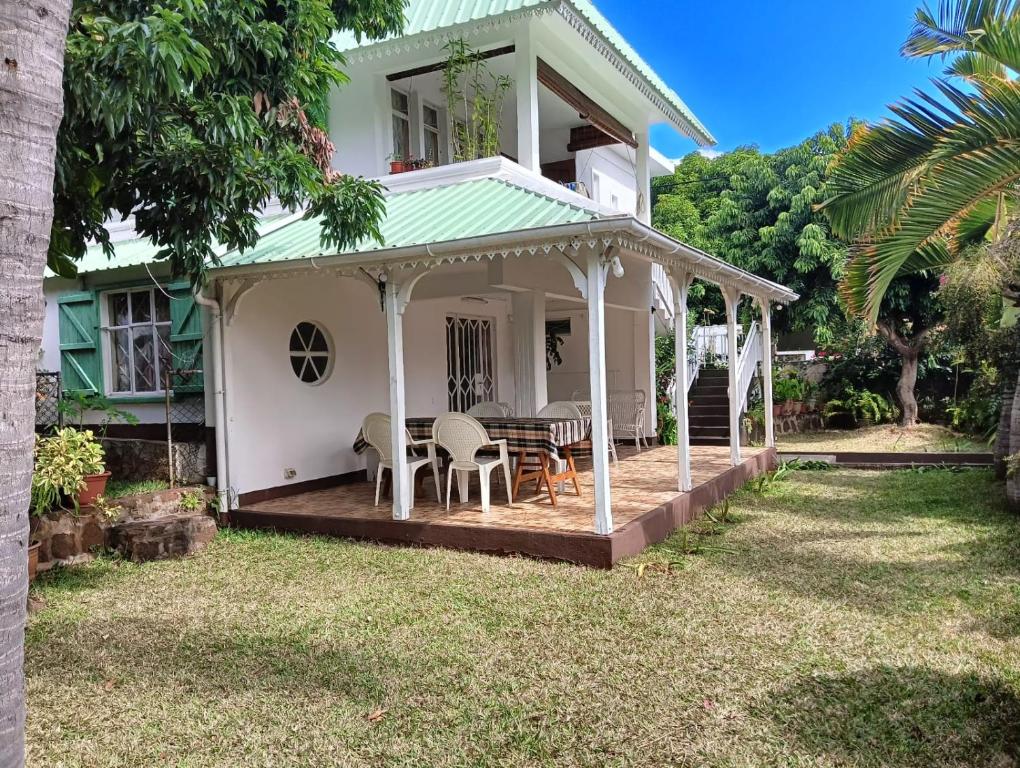 R GARDEN Pointe Aux Sables, Pointe aux Sable (updated prices 2026)