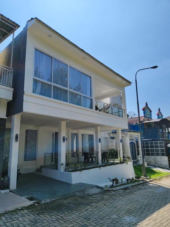 Villa Dalia Puncak NA5-18, Cikundul (updated prices 2025)