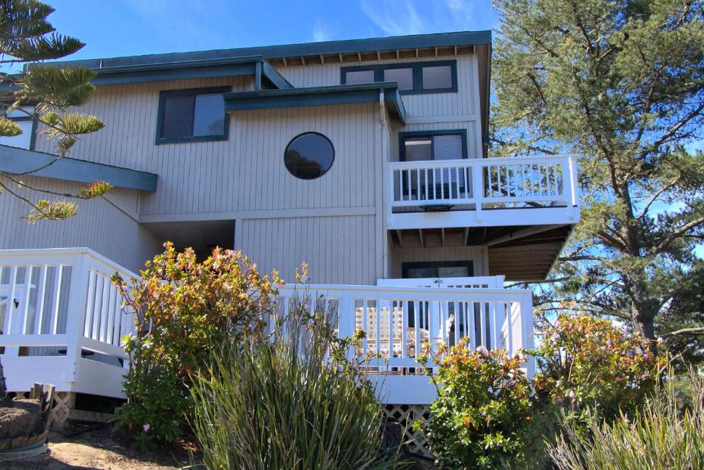 2620 Merlyn, Cambria (updated prices 2024)