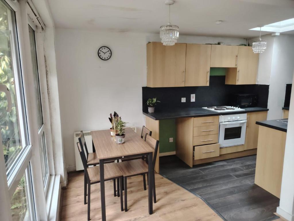 Bright Edinburgh Flat - City Center EB7, Édimbourg (tarifs actualisés ...
