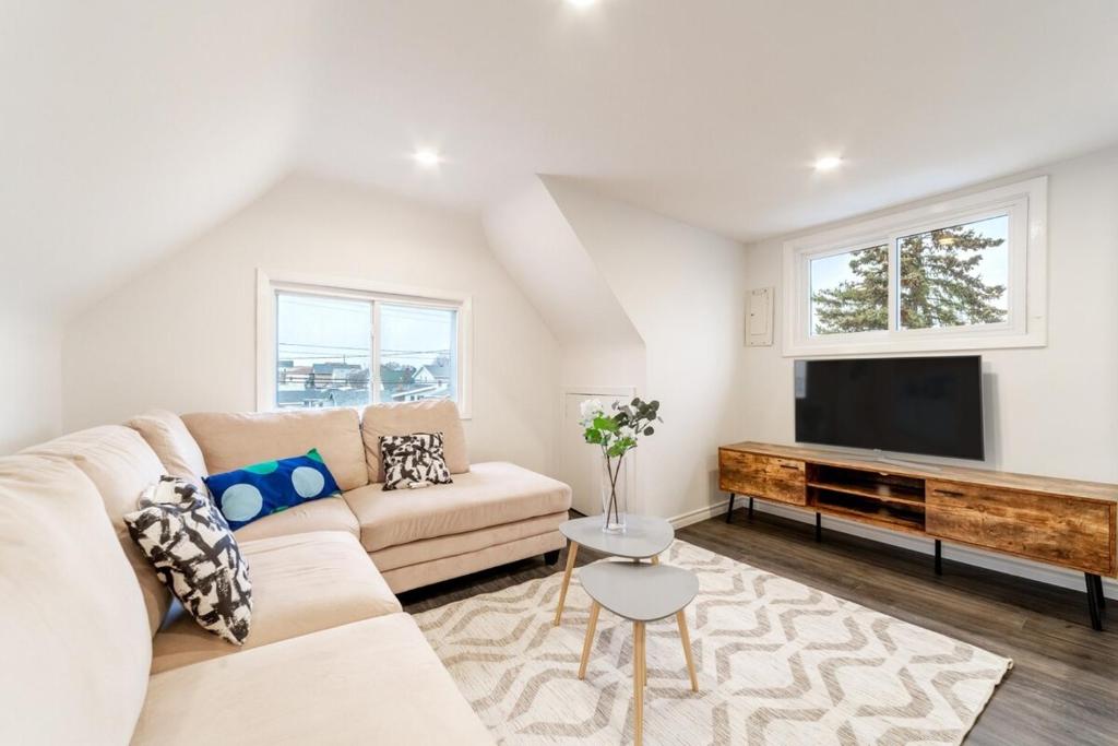 2br, Welland Canal, Near Merritt, 20 Min To Falls, Welland (updated ...