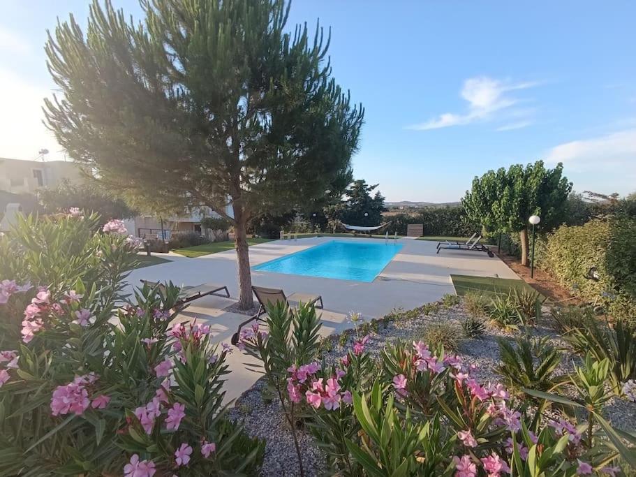 Country house for4, Markopoulo (updated prices 2025)