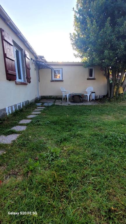 Maisonnette - Type F2, Tremblay En France (updated prices 2026)