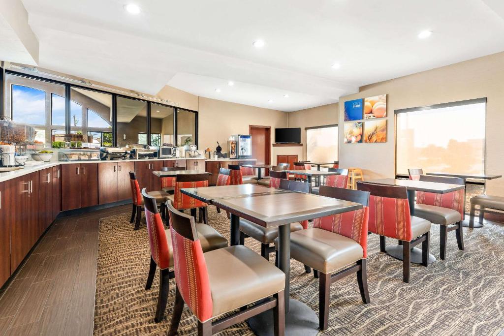 Comfort Suites near Robins Air Force Base, Warner Robins (updated ...