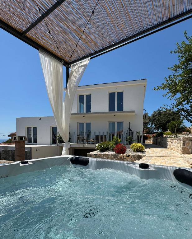 Rural home Basin dvor with jacuzzi, Vinišće (updated prices 2026)