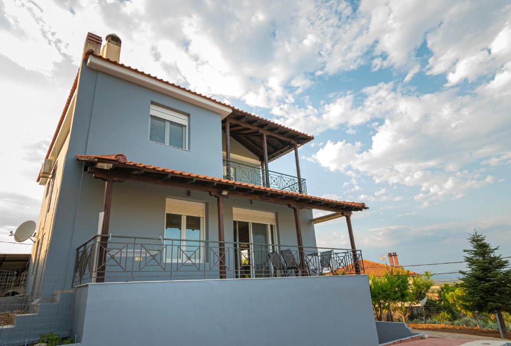 Giota Hill House by RentalsPro - Nea Moudania Halkidiki, Nea Moudania ...