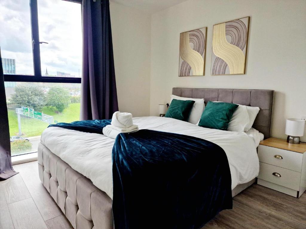 Westminster Park Luxury One Bed Apartment with free parking, Liverpool ...