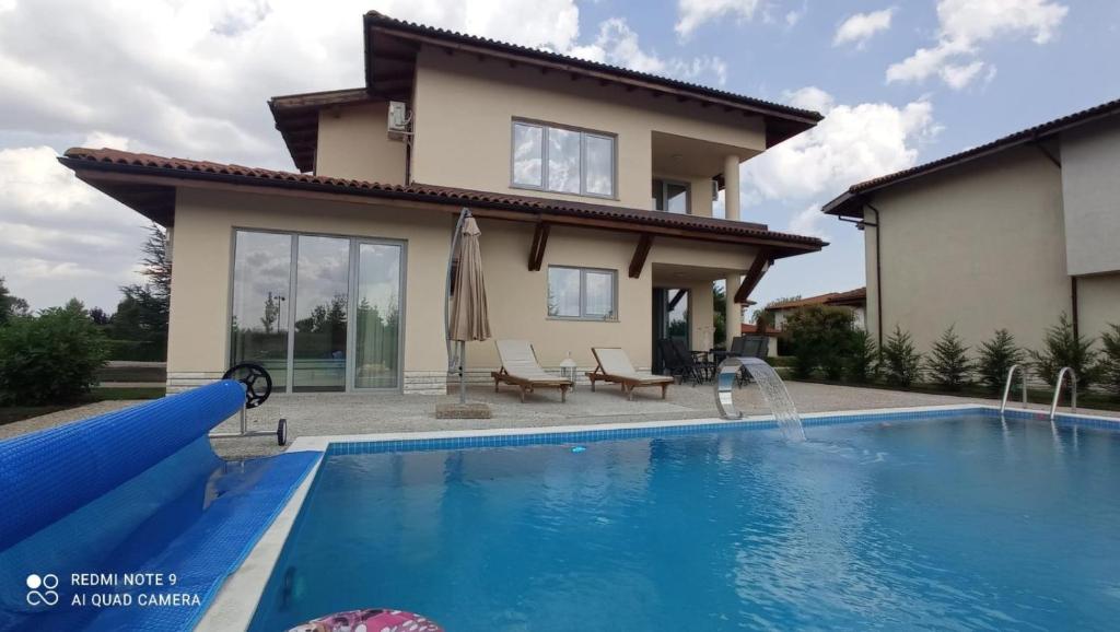 Golf Villas and Apartments at Lighthouse Golf Resort, Balchik (updated ...