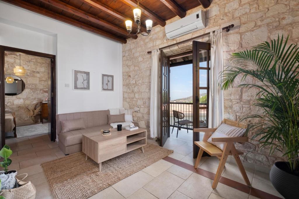 Inia Lara Suites by Nomads, Inia (updated prices 2026)