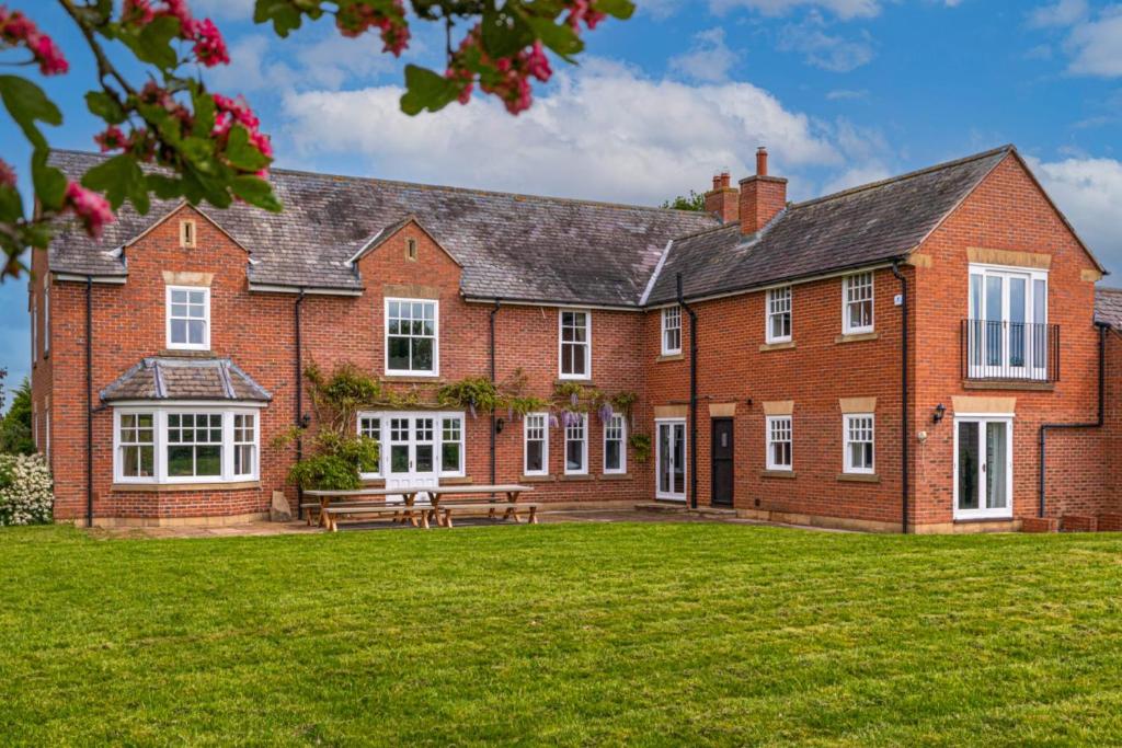 Port Hill House, Medbourne (updated prices 2024)