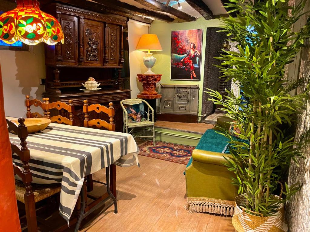 Riojania Slow, Santa Eulalia Bajera (updated prices 2025)