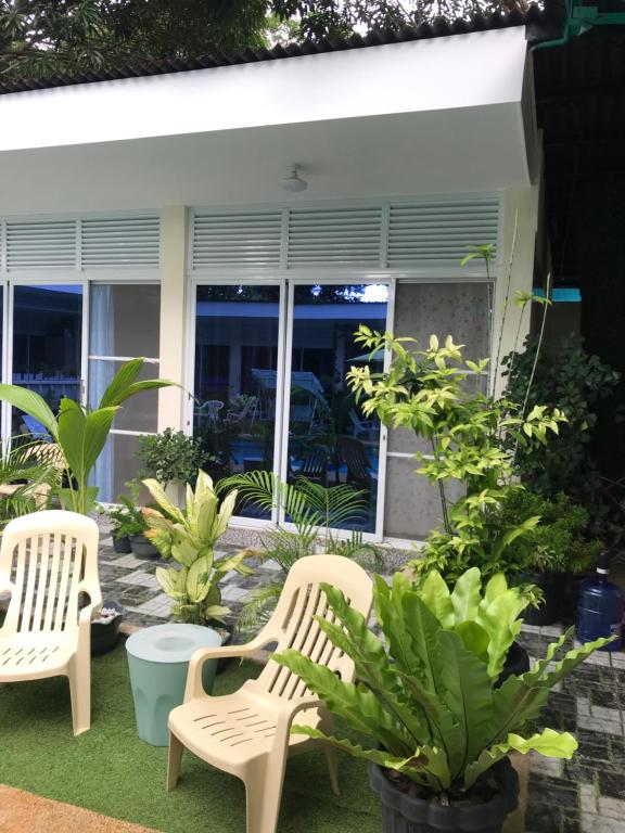 Studio complete plus pool, 1, Panglao (harga terbaru 2025)