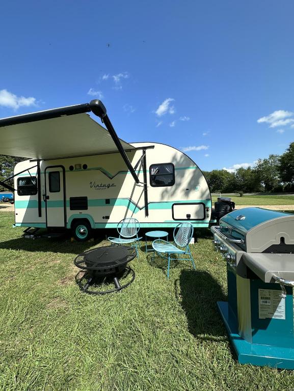 Blue Diamond RV at Diamond Glamping, Murfreesboro (updated prices 2026)