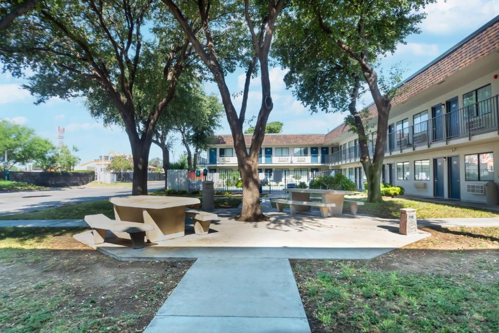 Motel 6-Del Rio, TX, Del Rio (updated prices 2025)