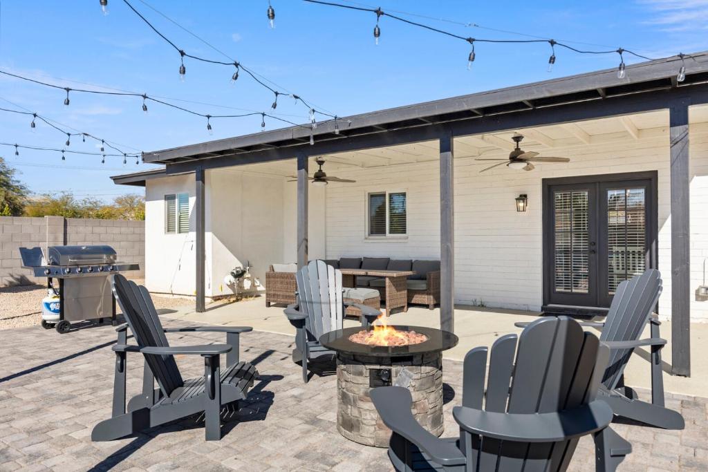 Old Town Oasis - 3BR Home with Fire Pit, Scottsdale (updated prices 2026)