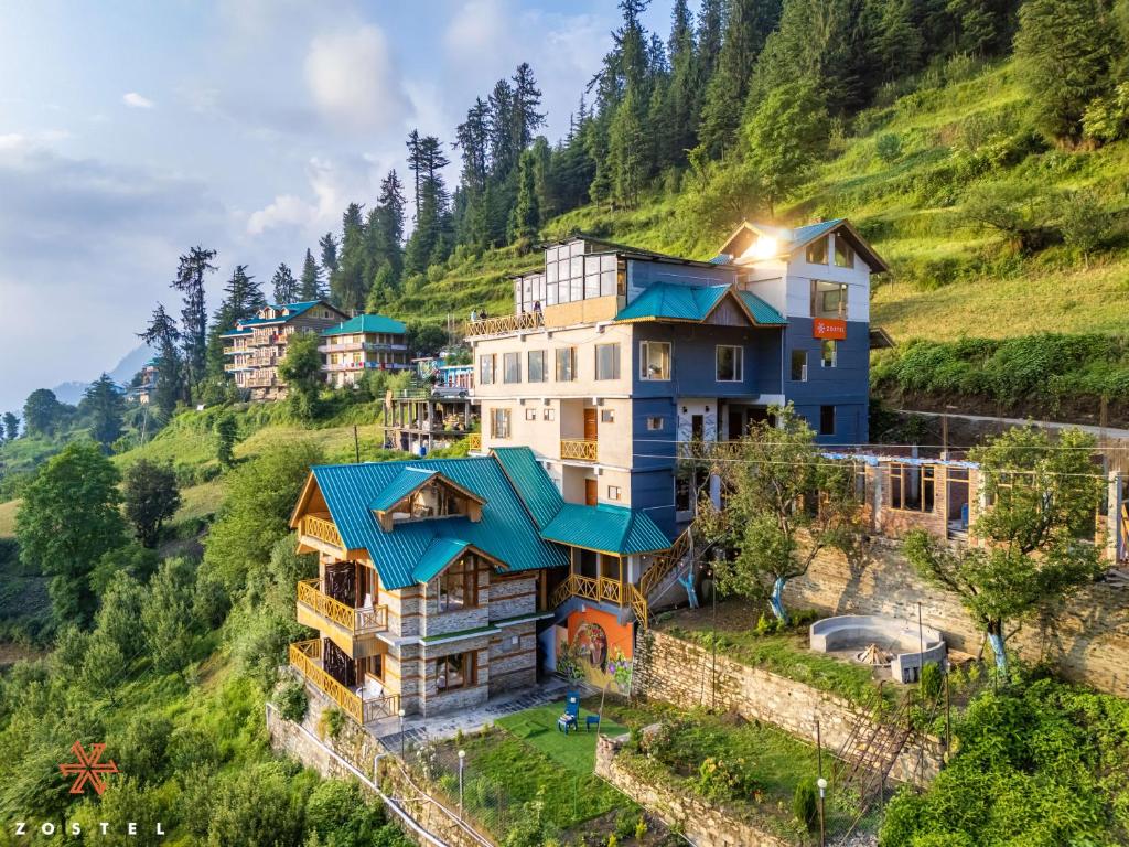 Zostel Shoja, Jibhi, Shoja (updated prices 2026)