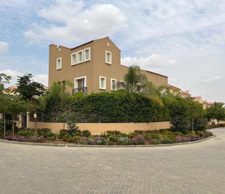 Hyde Park New Cairo - Standalone large villa, New cairo (updated prices ...