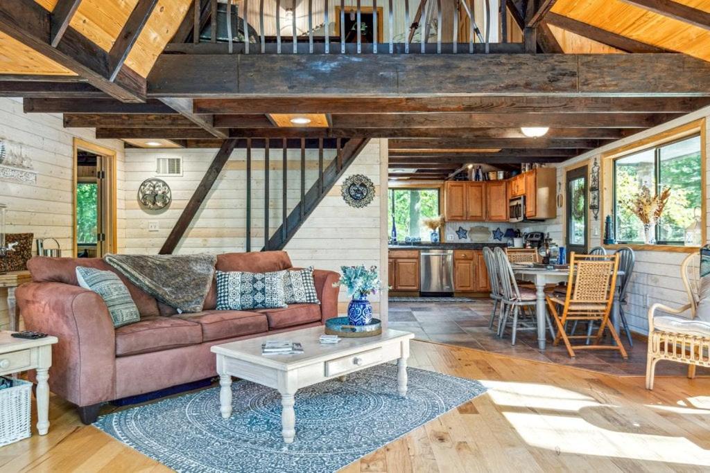 Aspen Lake Point Home, Innsbrook (updated prices 2025)