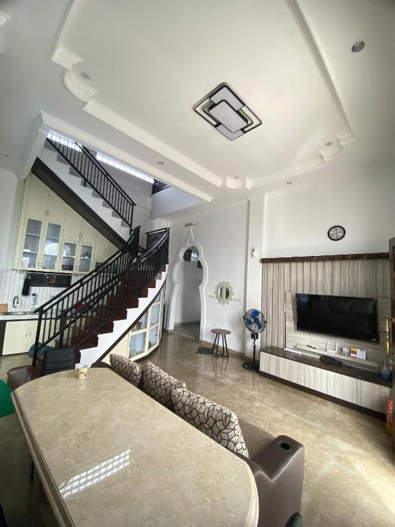 Villa Putih Ciater, Subang (updated prices 2025)