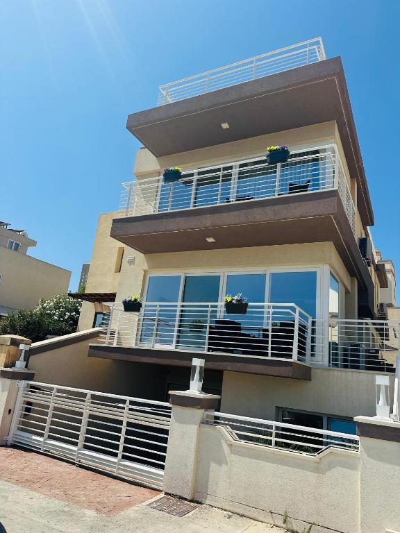 Miguel Ville Golden Sands Manikata, Mellieħa (updated prices 2024)
