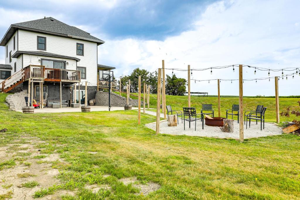 Family-Friendly Seward Home with Sauna and Pool!, Seward (updated ...
