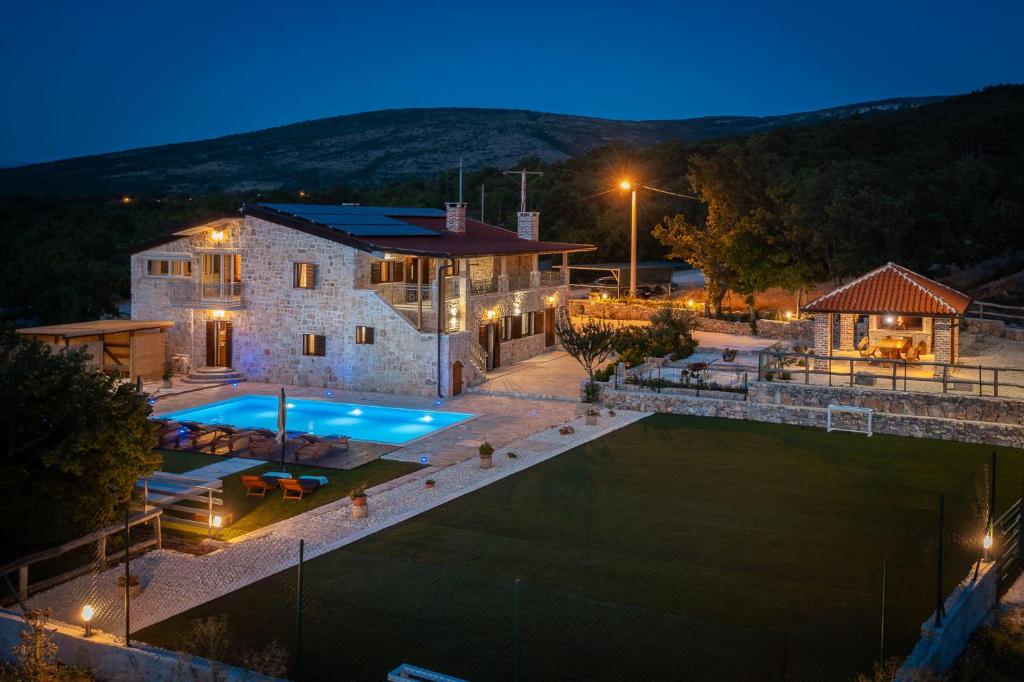 Villa PerVa, Lukar (updated prices 2025)