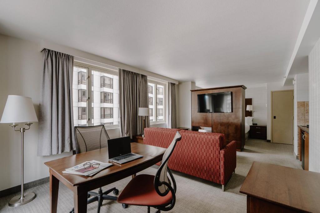 Club Quarters Hotel Embarcadero, San Francisco, San Francisco (updated ...