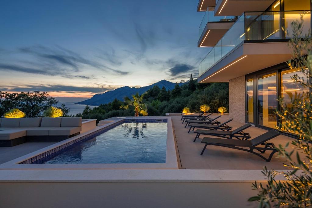Luxury Villa Hedonia, Брела (актуальные цены 2025 года)