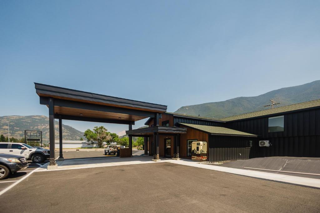 Wonderstone at Glacier, Columbia Falls (updated prices 2025)