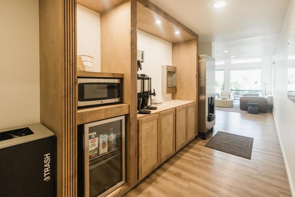 Wonderstone at Glacier, Columbia Falls (updated prices 2025)