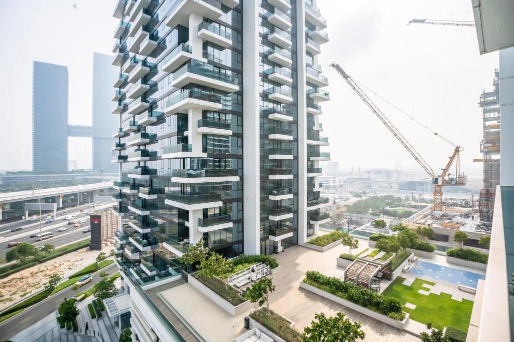 Escape24 Luxury 2BR 1 Residence East Tower Zabeel Opposite Zabeel Park ...