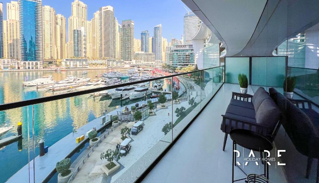 Rare Holiday Homes - Infinity Pool - Dubai Marina - Vida Residences ...