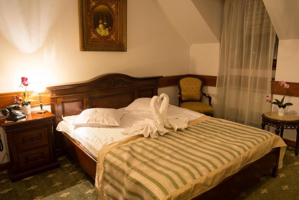 Castel Haller, Ogra (prețuri actualizate 2025)