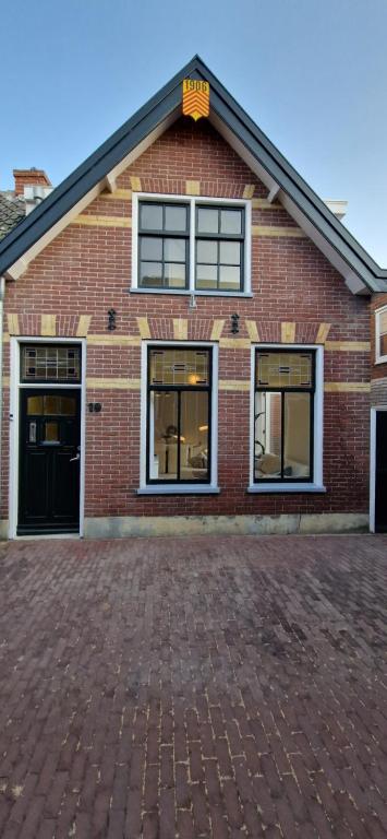Der Springbrunnen, Egmond aan Zee (updated prices 2026)