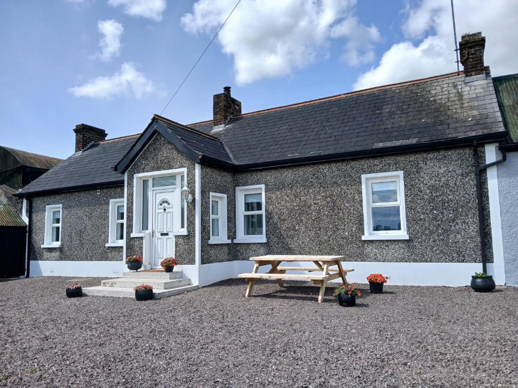 Bramble Cottage, Dungannon (updated prices 2026)